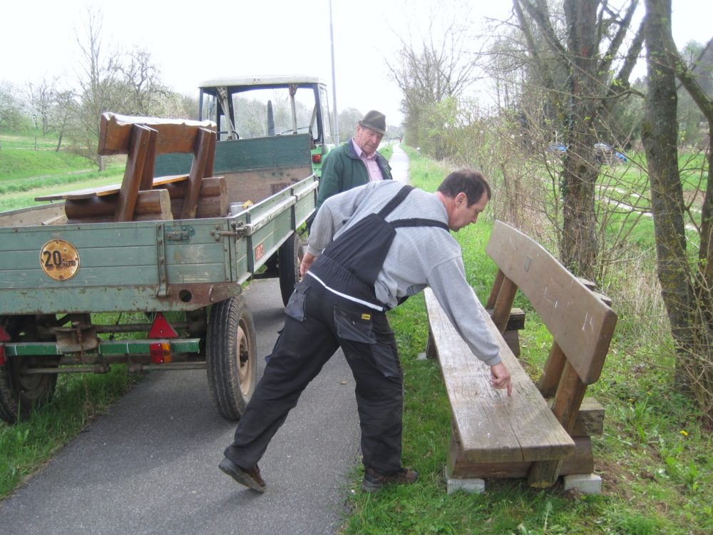 Aufstellung von Sitzbänken rund um Bahnbrücken – Bahnbrücken | Stadt ...